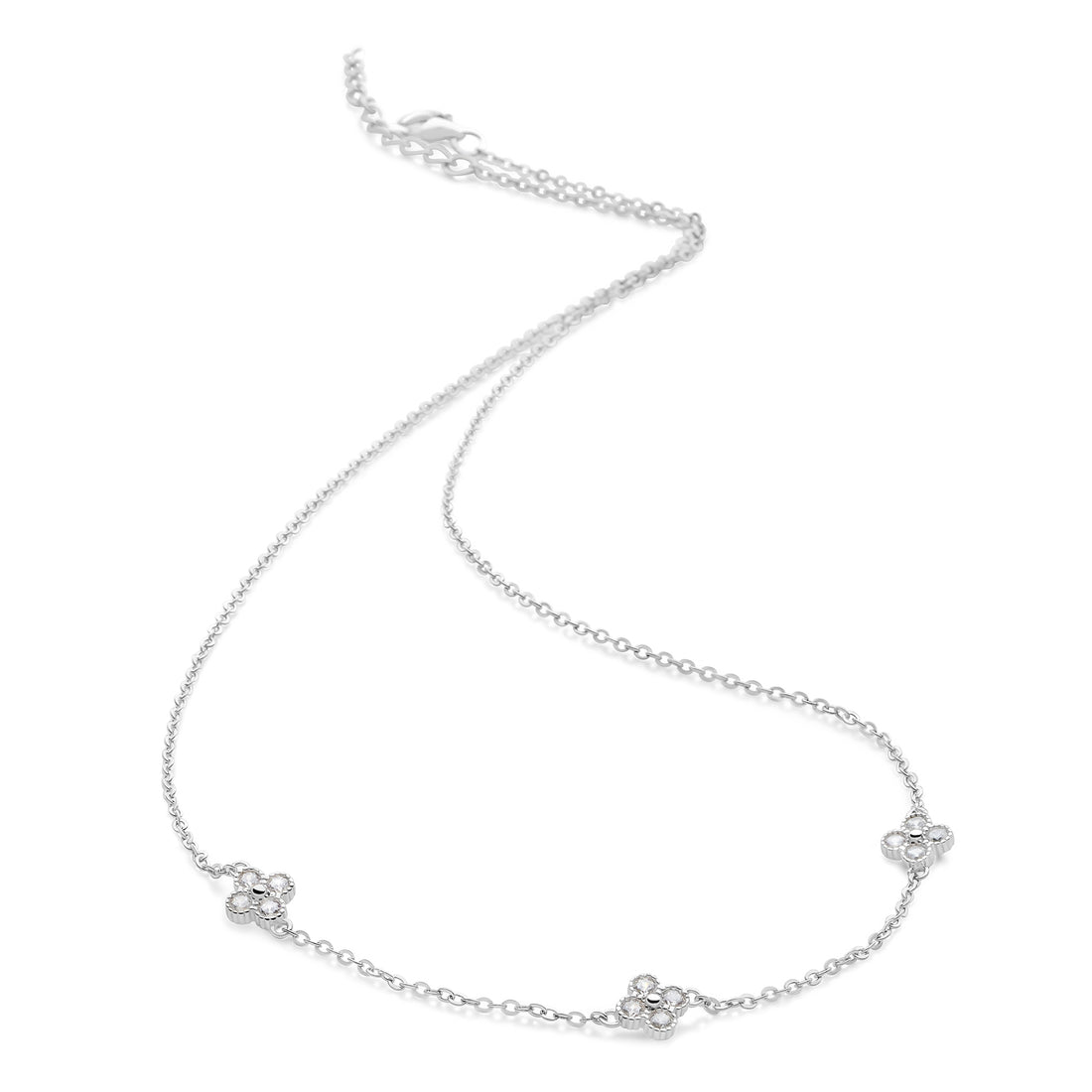 Sparkling Mini Clover Chain – Silver by Mail