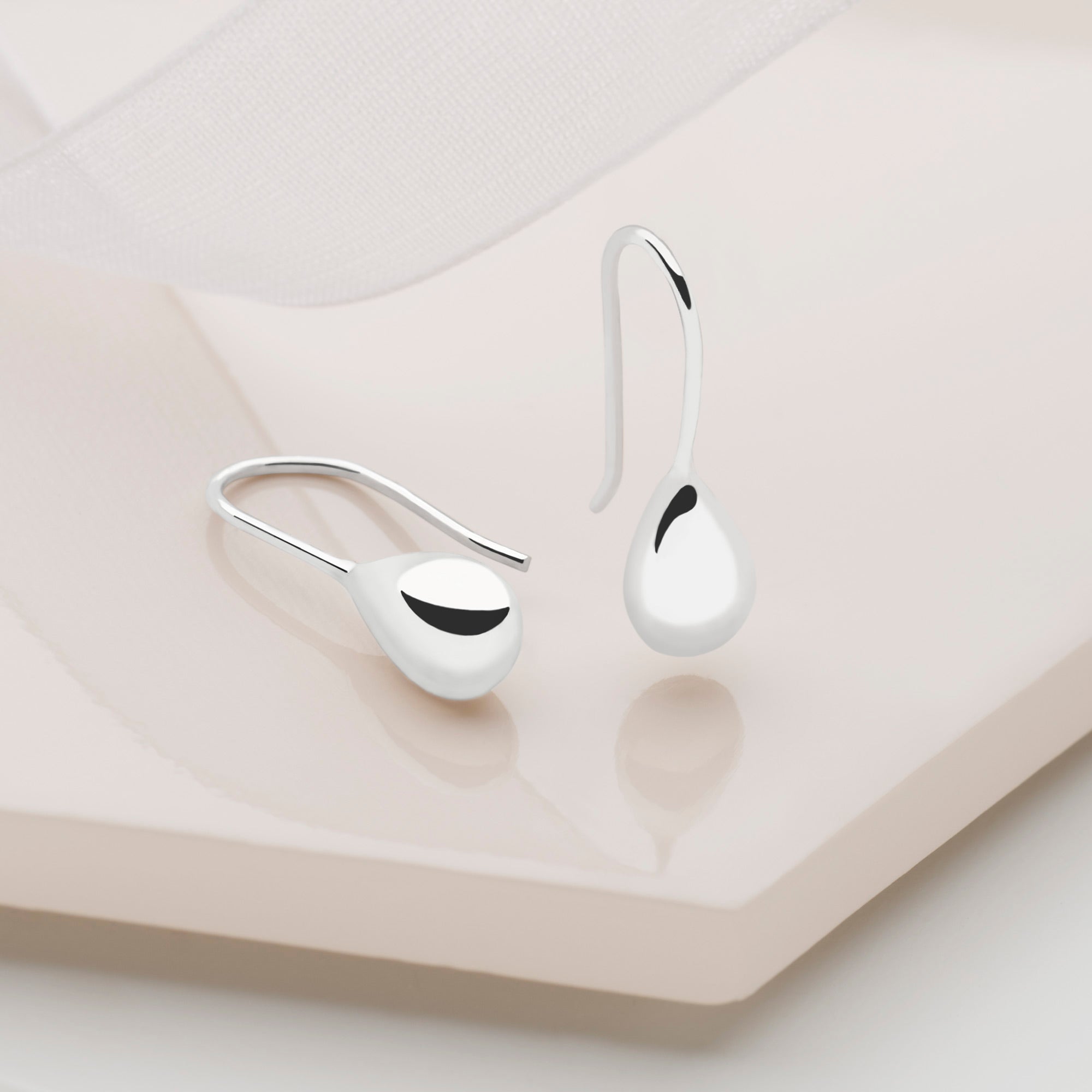 Silver dew drop earrings store